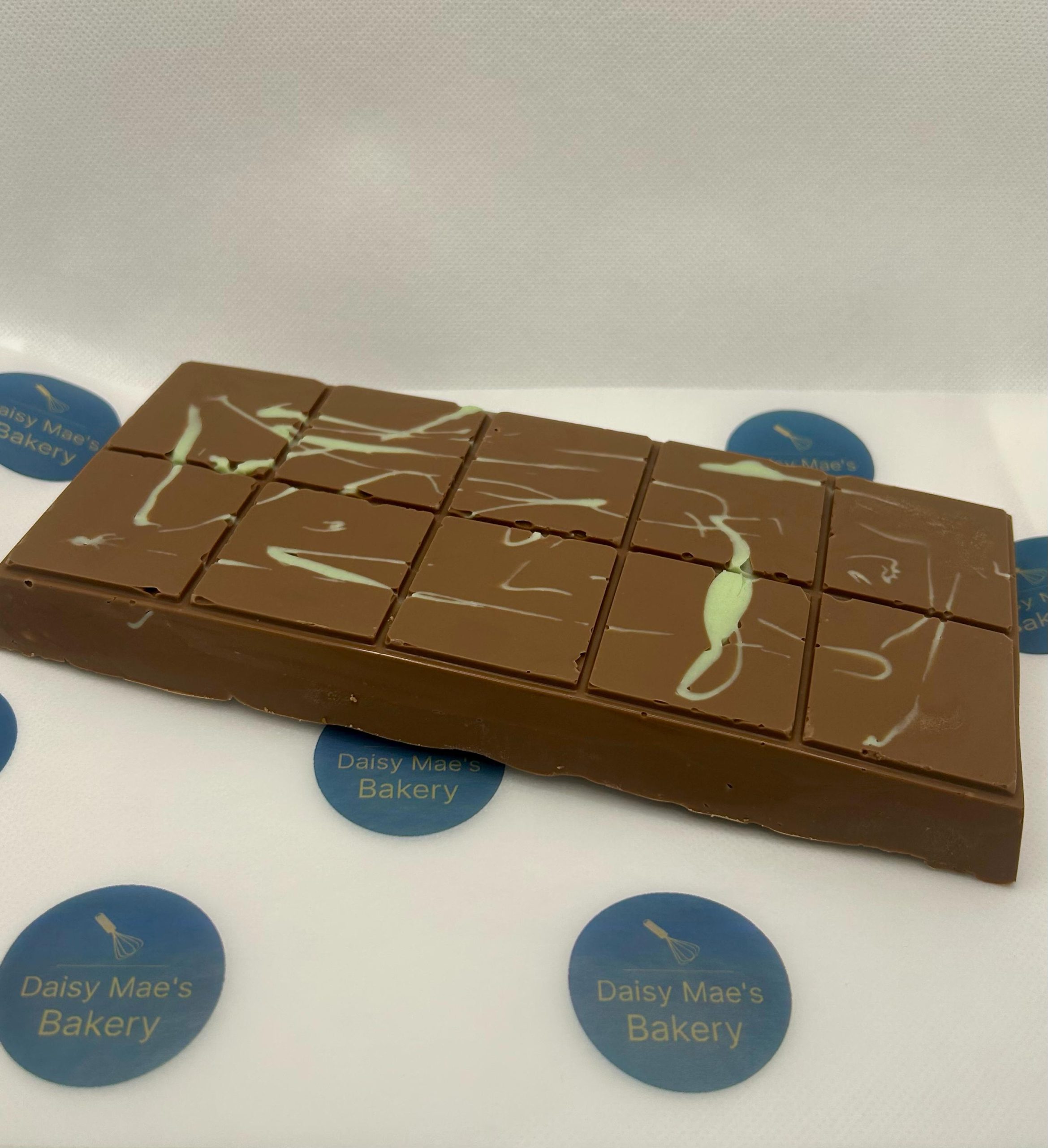 Dubai inspired chocolate bar | Daisy Mae's Bakery